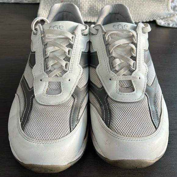 SAS | Shoes | Sas Journey Mesh Everyday Sneakermen Size 5 In White Gray ...